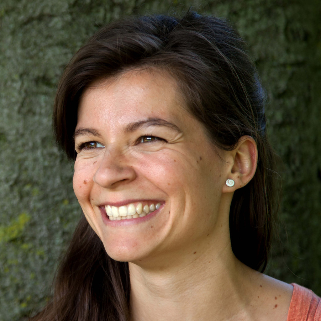 Julia Schwab's Instagram, Twitter & Facebook on IDCrawl