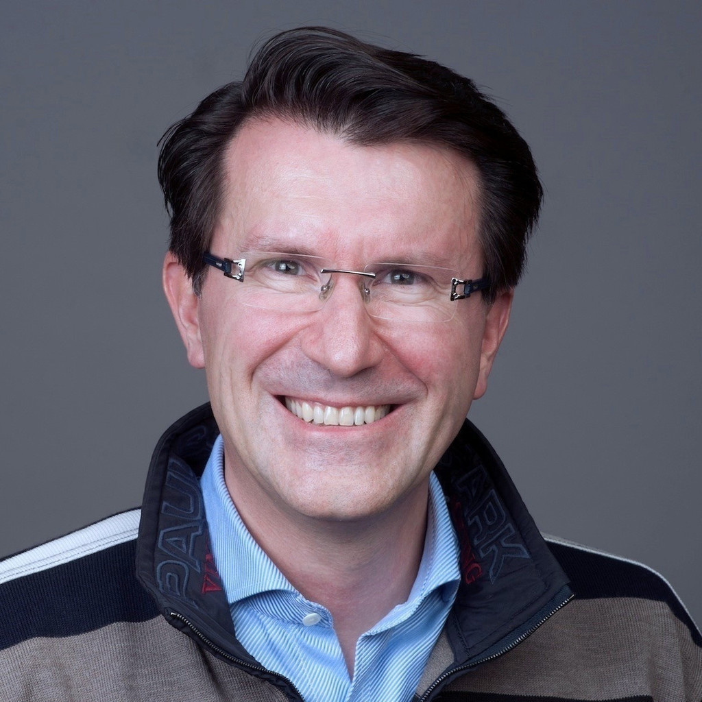 Dr. Thomas Wirth - Executive Director, Internal Audit - UBS AG, Zürich ...