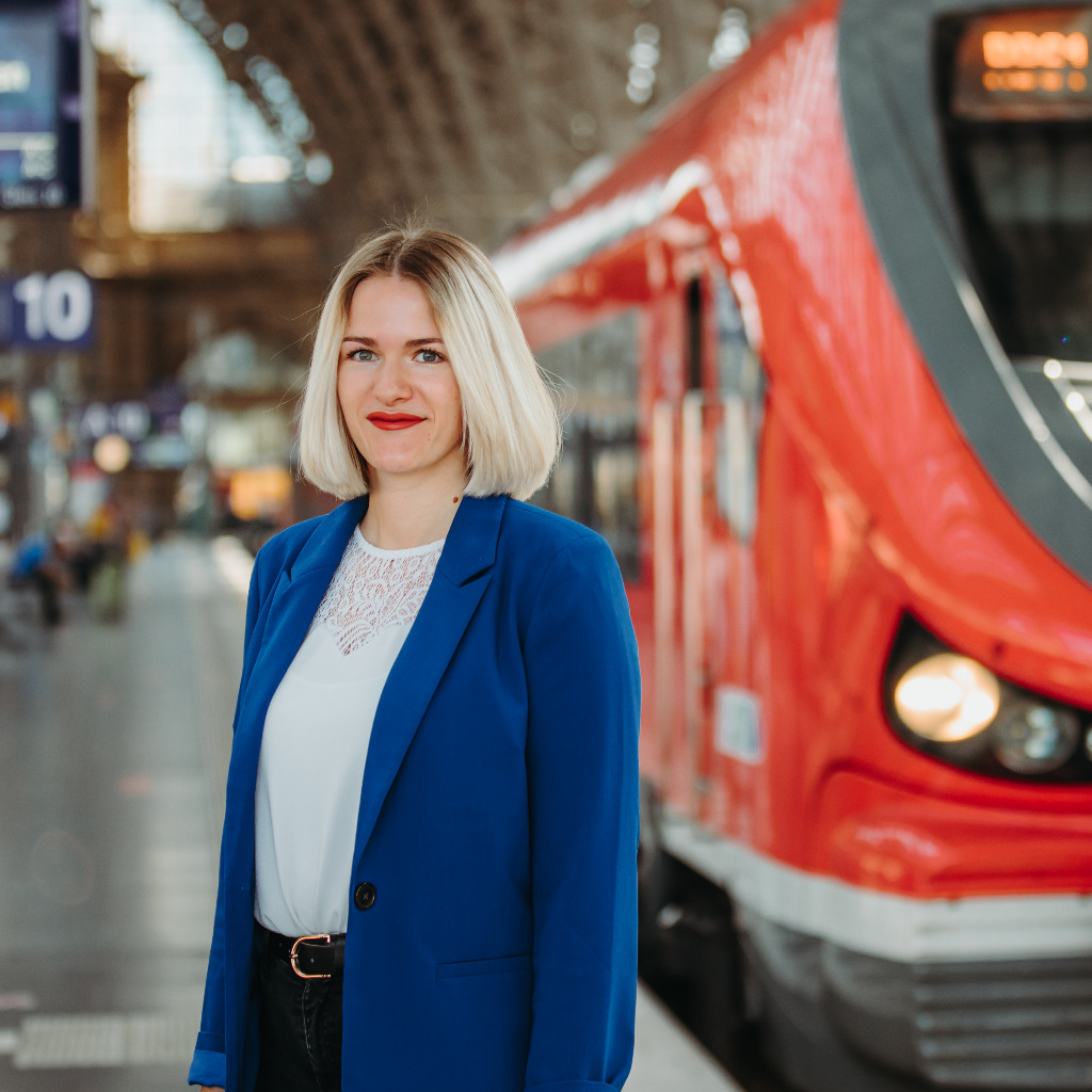 Mona Seefeldt - Recruiterin akademische Professionals - Deutsche Bahn ...