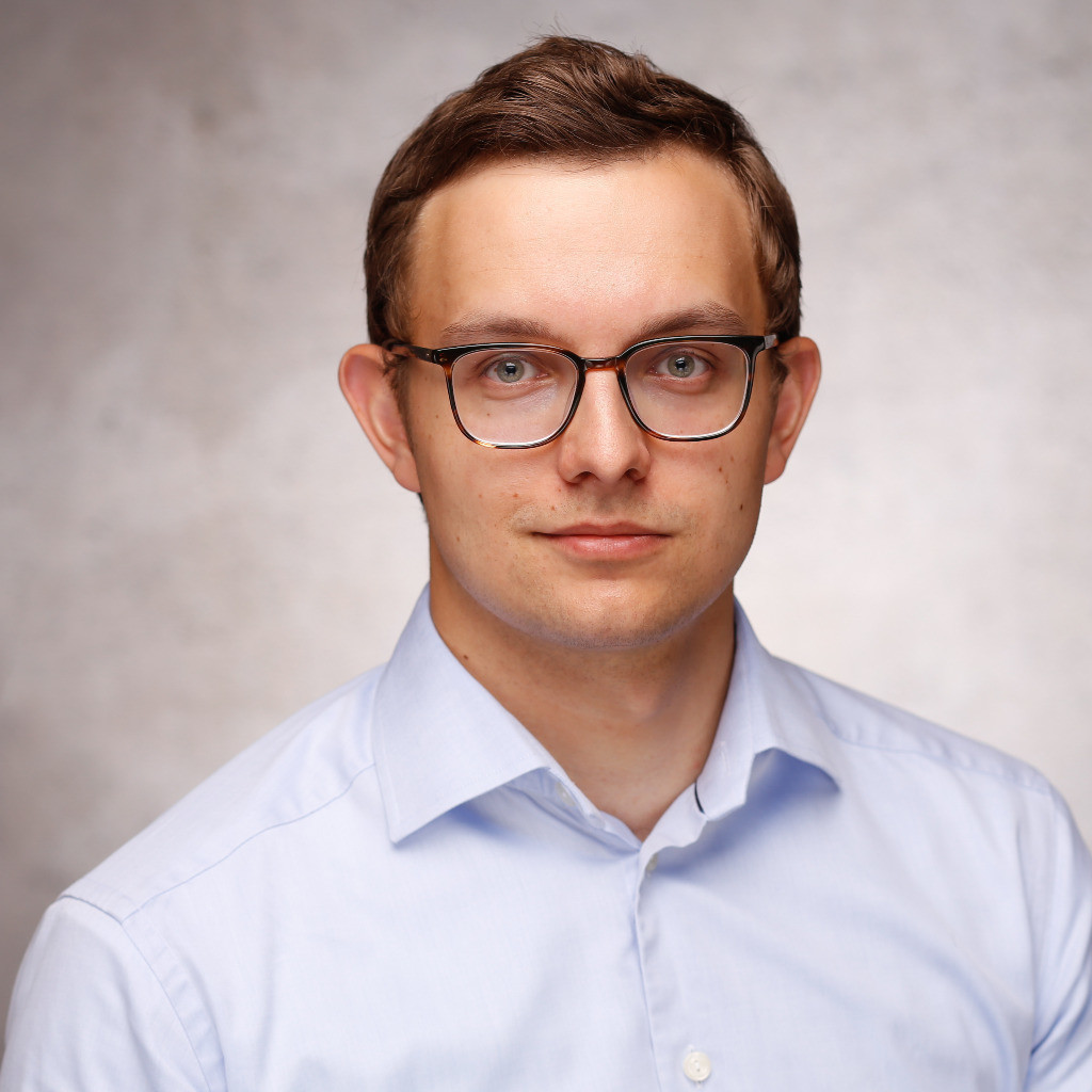 Michael Gräf - Associate Director - Securitisation, Receivables ...