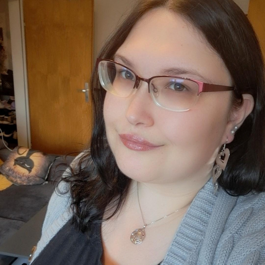 Anna Wiegand - Pädagogische Fachkraft - Hephata Hessisches ...