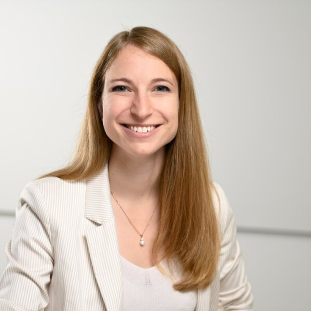 Barbara Knodt - Abteilungsleiterin Personalentwicklung - BAUR Versand ...