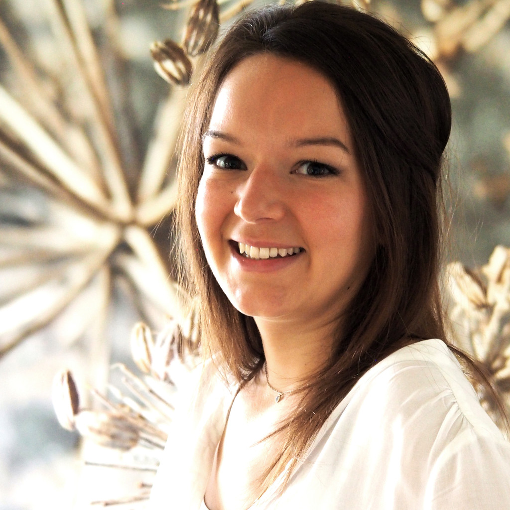 Katrin Hübel - Designer & Developer Apparel - Jack Wolfskin GmbH & Co ...