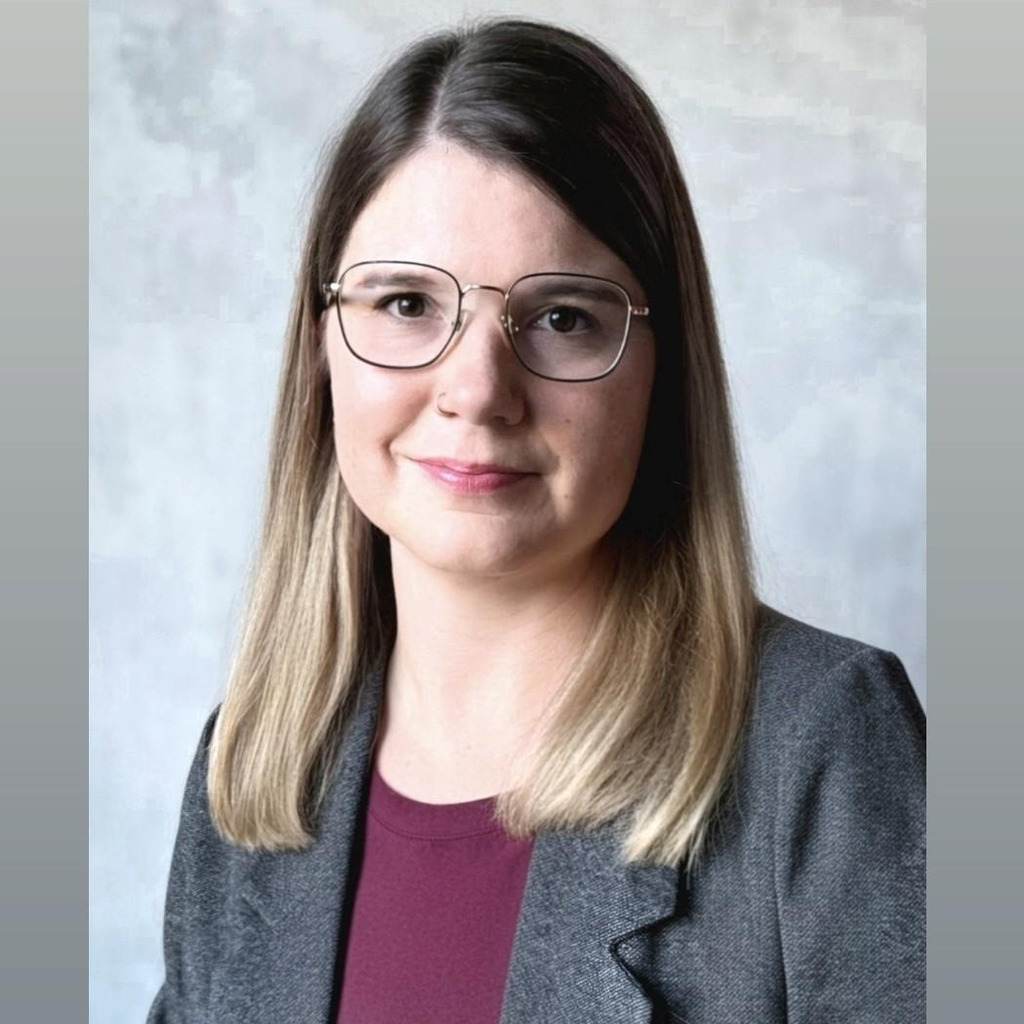 Denise Schmuck - Verwaltungsangestellter / stv. Einrichtungsleitung ...