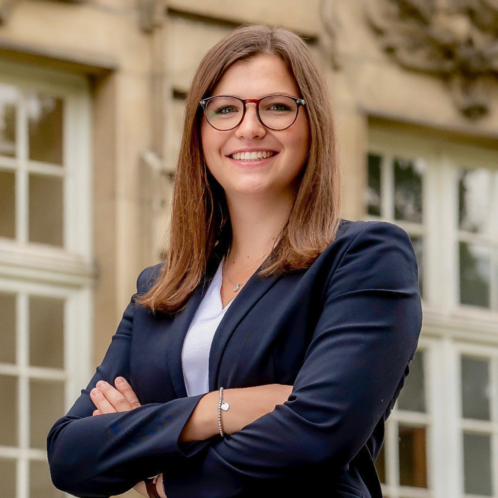 Elisa Ritter - Business Analytics - Nova School of Business and ...