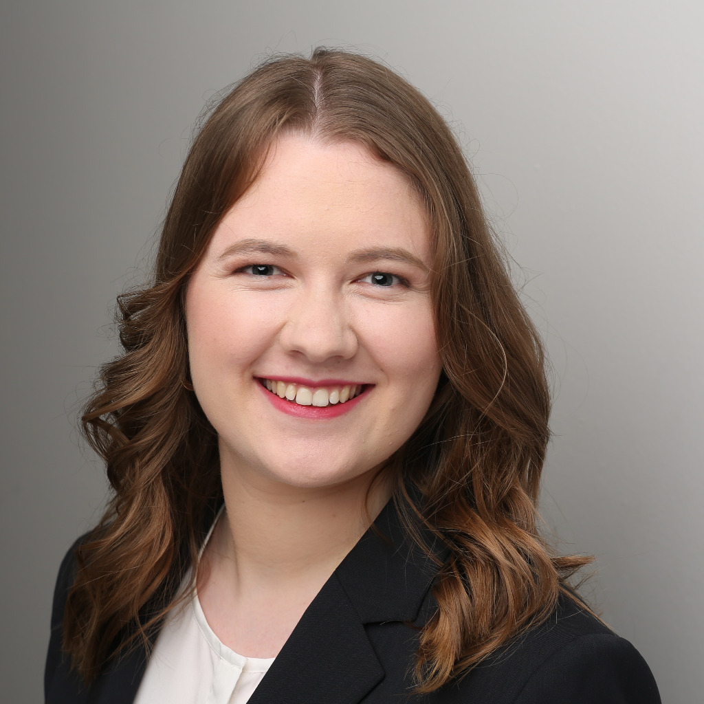 Victoria Strassmann - Praktikum Atelier und Qualitätskontrolle - Kaviar ...