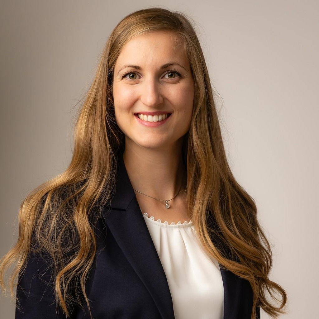 Sarah Walther - Area Sales Managerin - Interstuhl Büromöbel GmbH & Co ...