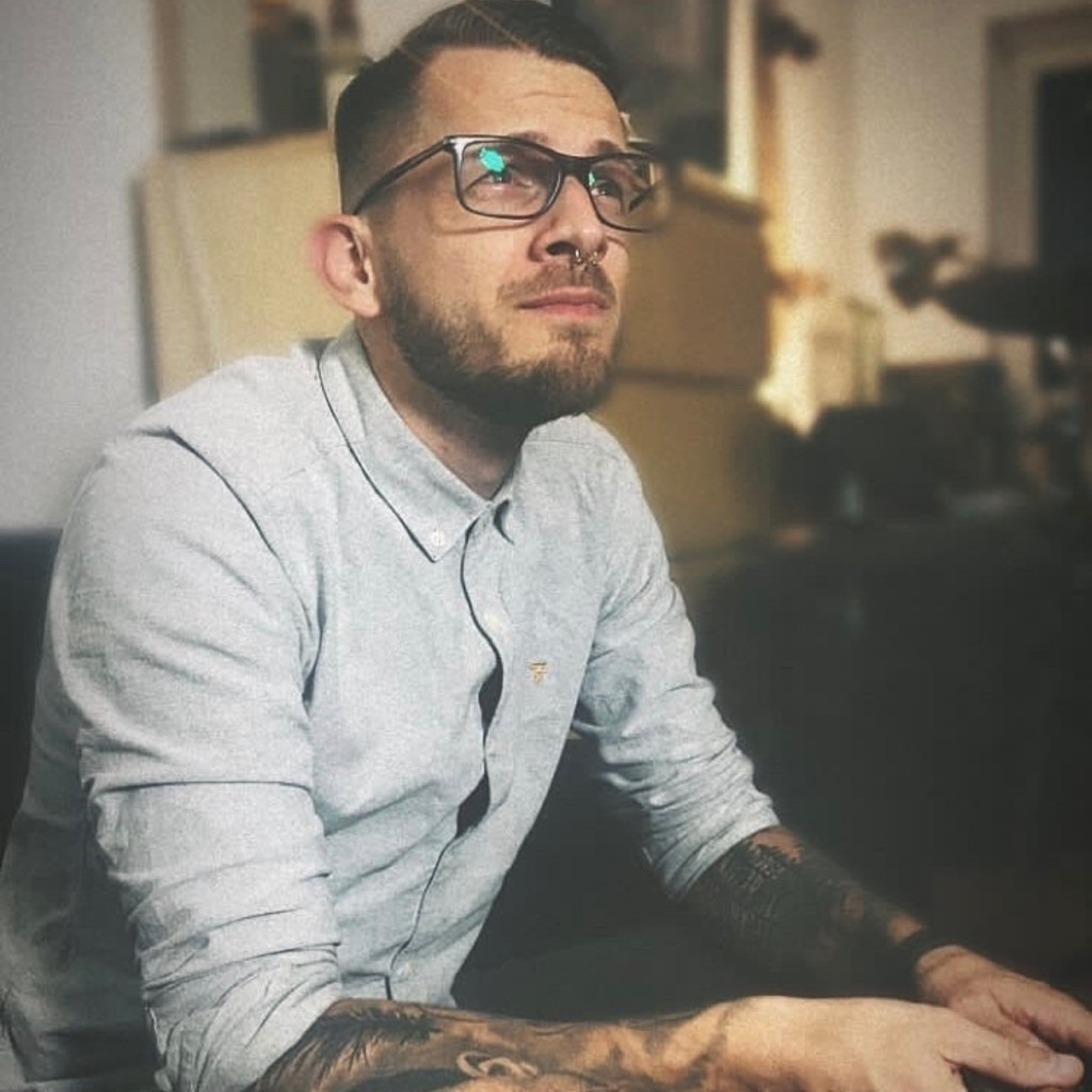 Dustin Haas - CEO & Gründer - UNIQUE HEADS | XING