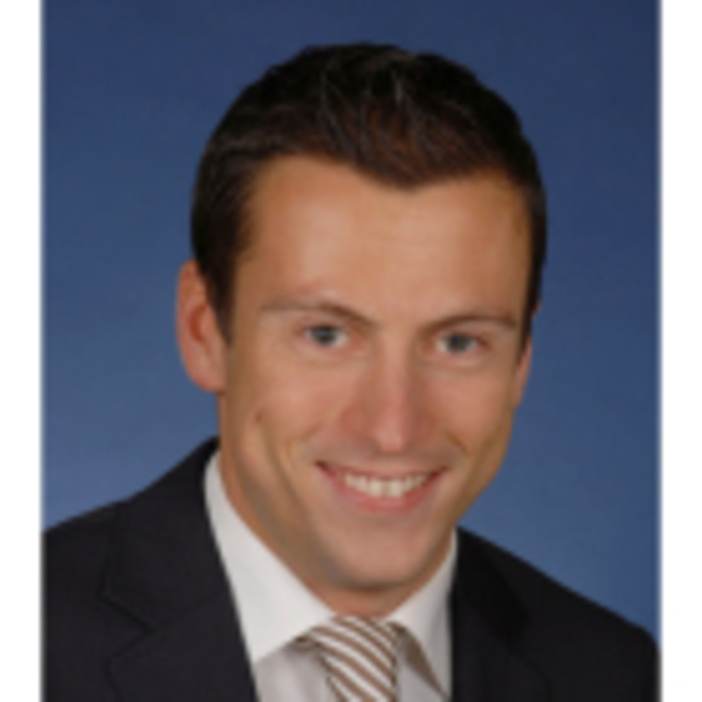 Adrian Engels - Gruppenleiter Rückversicherungsabrechnung - R+V ...