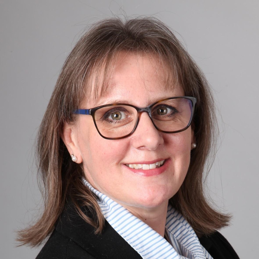 Martina Byland - Serviceangestellte - SV Group, | XING