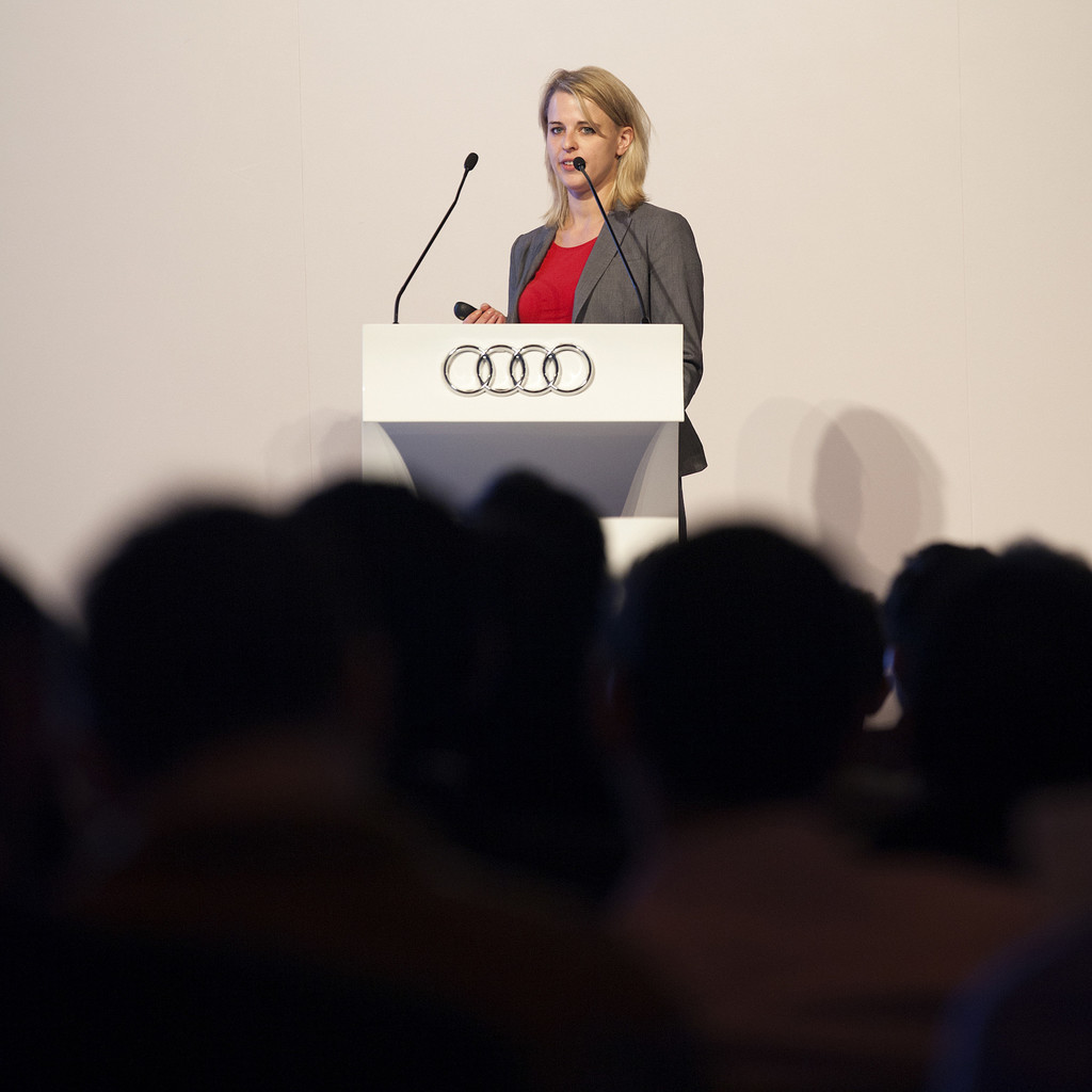 Carolin Rauch - Logistikplaner - AUDI AG | XING