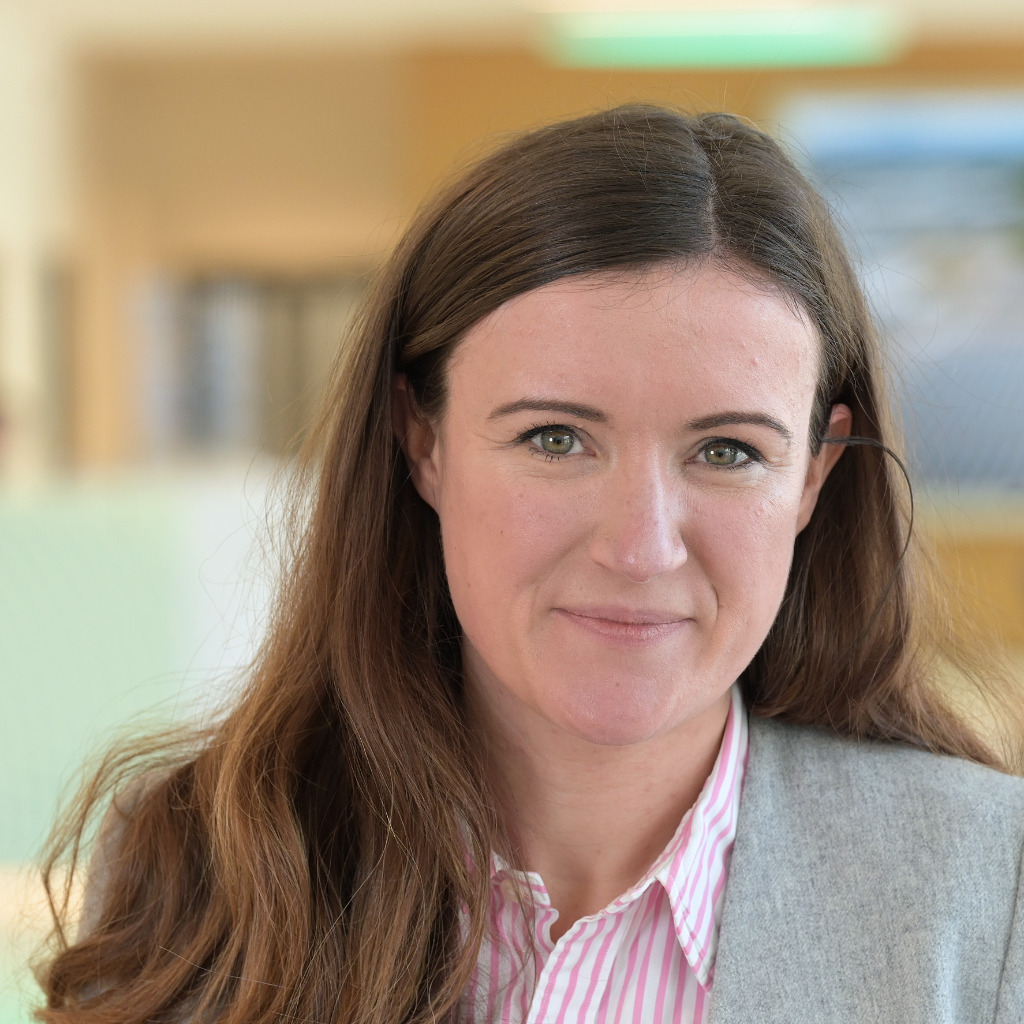 Laura Behr's Instagram, Twitter & Facebook on IDCrawl