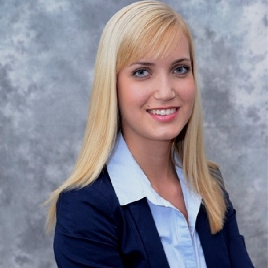 Christina Straub - Akademie der kaufmännischen Schule Göppingen | XING