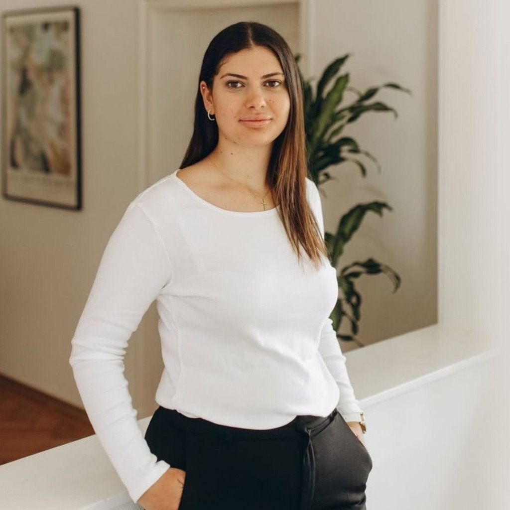 Laura Di Pasquale - Account Manager - Schwäbisch Media | XING