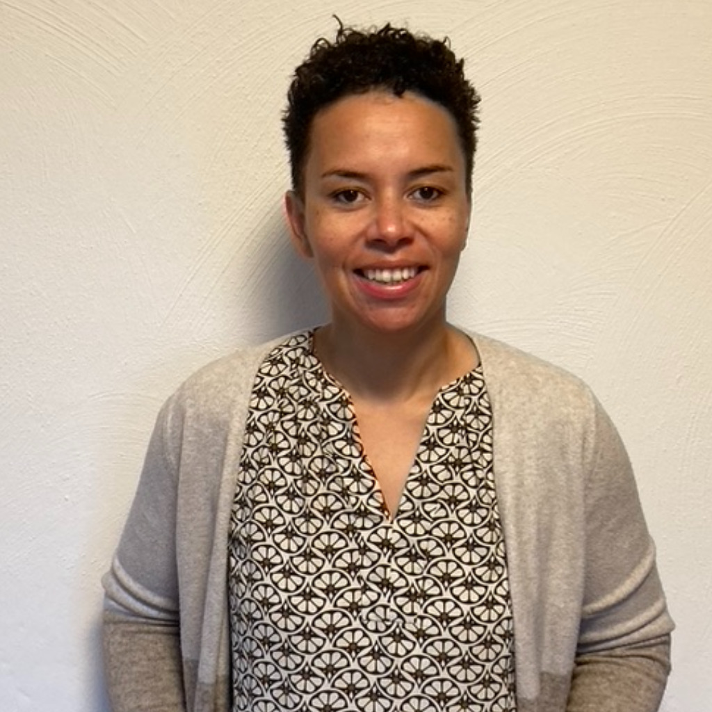 Monica Ries - Senior Solutions Engineer - thingsTHINKING GmbH | XING