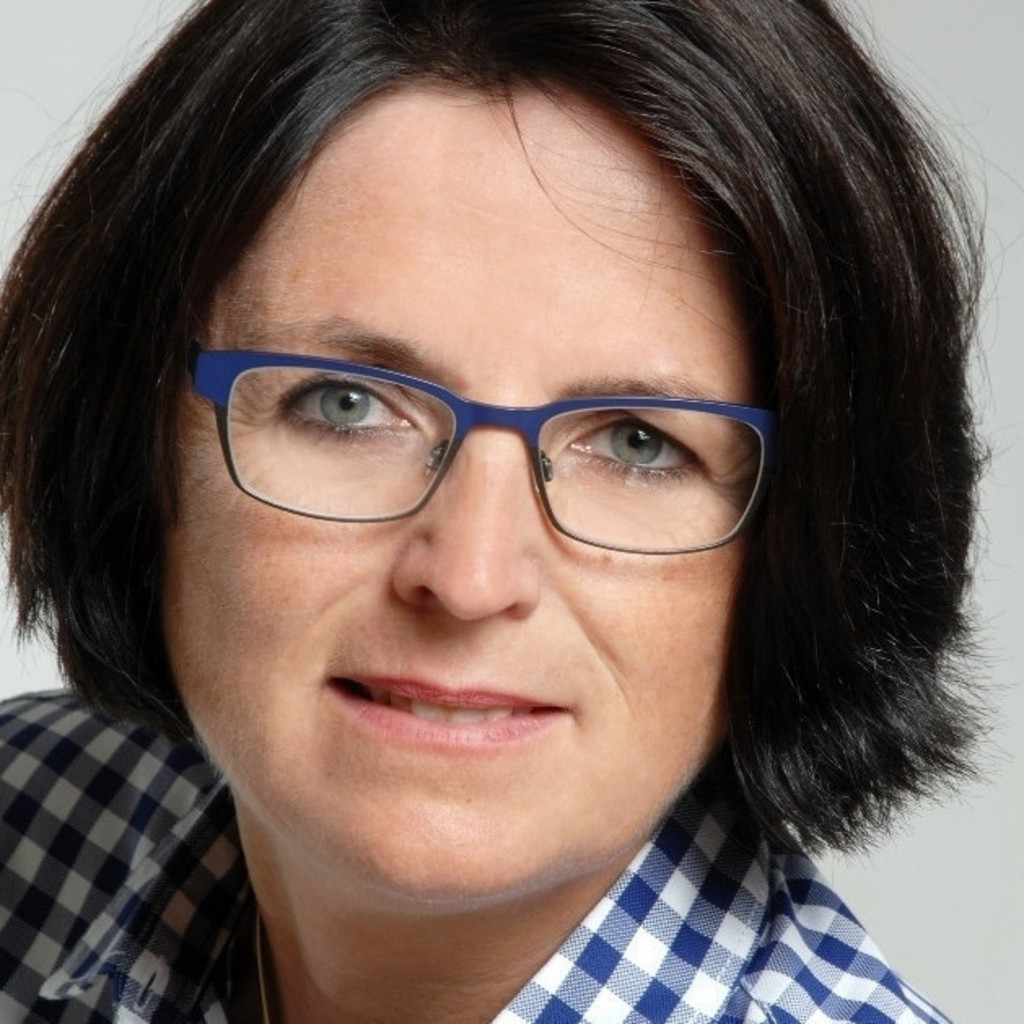 Isabella Busch's Instagram, Twitter & Facebook on IDCrawl