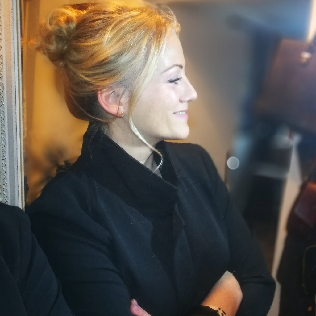 Sorina Maria Grigore - Künstlerin - Sorina M. Grigore | art + design | XING