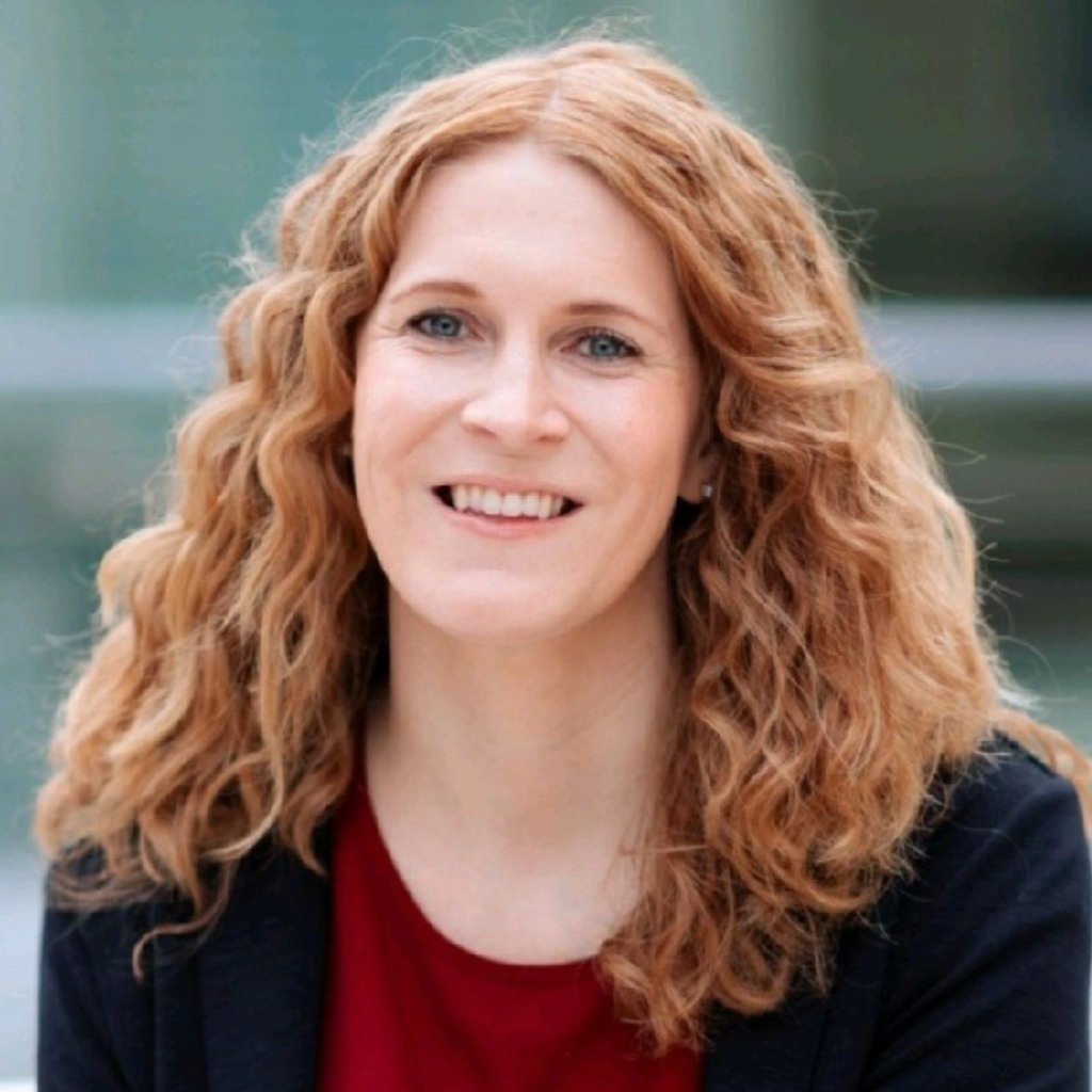 Monika Knaus - Senior Marketing Manager Microsoft - ORBIS SE | XING