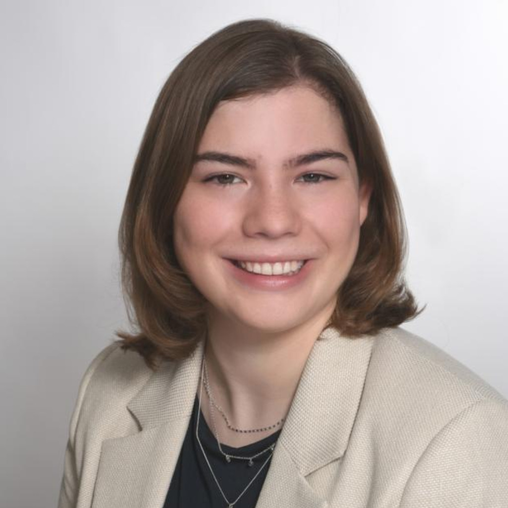 Kim Janke - Unternehmensrestrukturierung -& Insolvenzmanagement ...