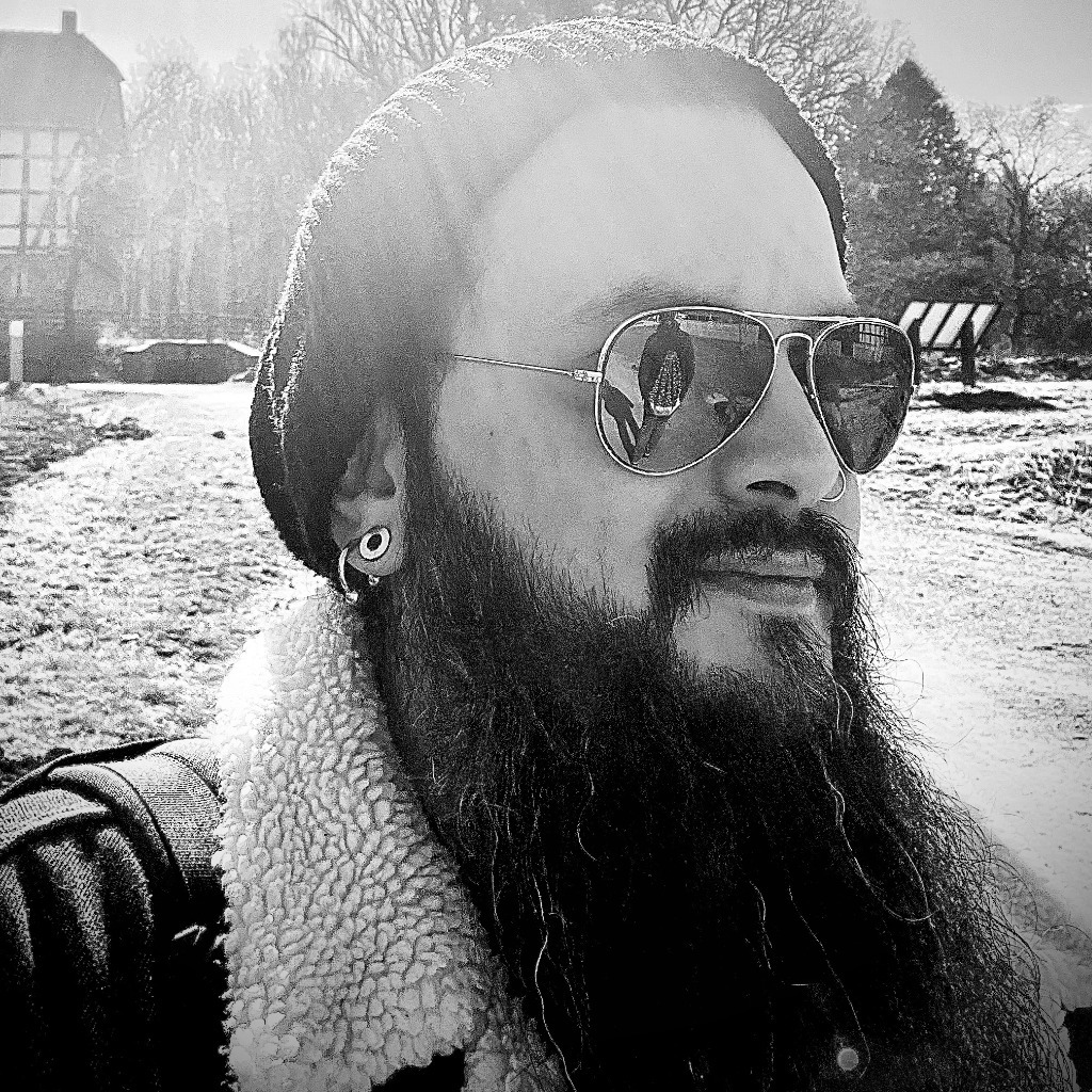 Florian Kunz - Teamleiter Planung Messe-Rigging - Neumann&Müller Veranstaltungstechnik | XING