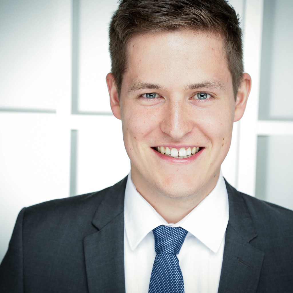 Alexander Schäfer - Head of Strategic Financial Analysis - Fresenius ...