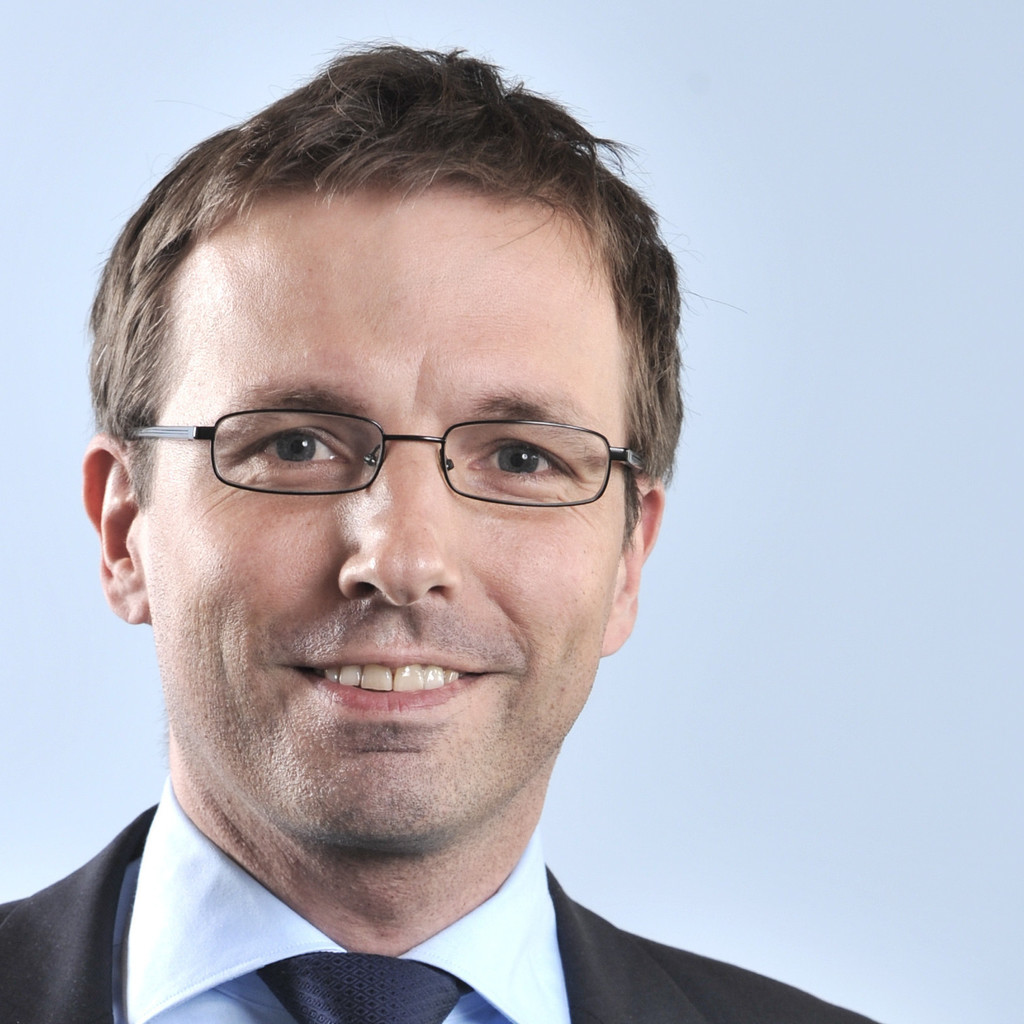 Mag. Thomas Wehinger - Head of Fund Solutions Vienna - Amundi Austria ...