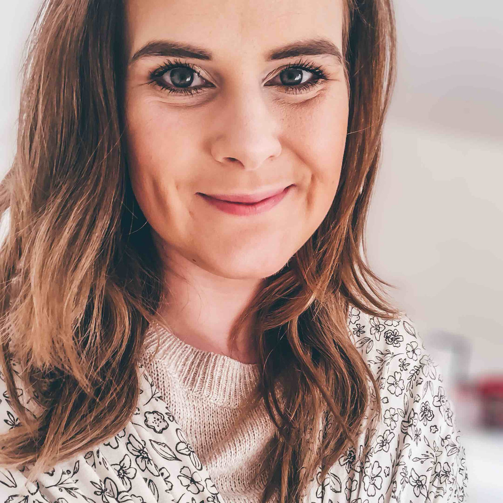 Kim Fletcher's Instagram, Twitter & Facebook on IDCrawl