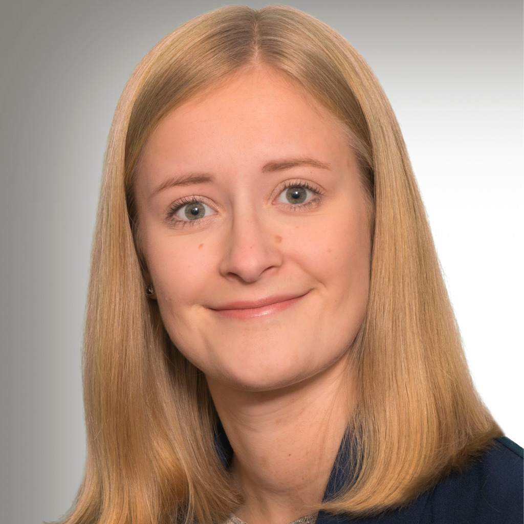 Eva Hartung - Leitung Entwicklung und Produktion - MBR Medical Beauty ...