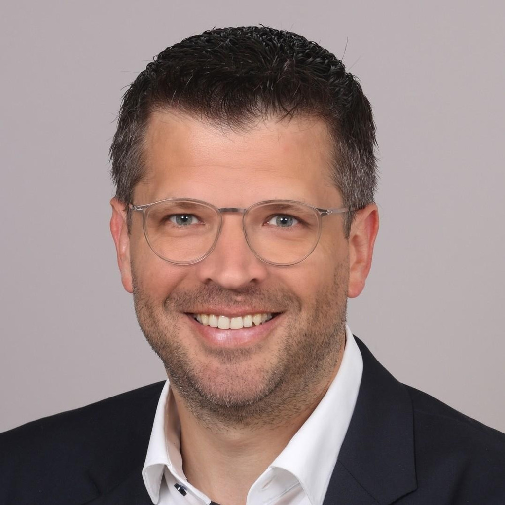 Simon Kluge - Senior Business Partner - DVJ Insights GmbH | XING