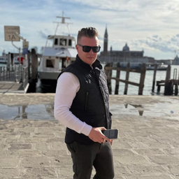 Tim Oesterreicher - Gebietsleiter - Leiner GmbH | XING