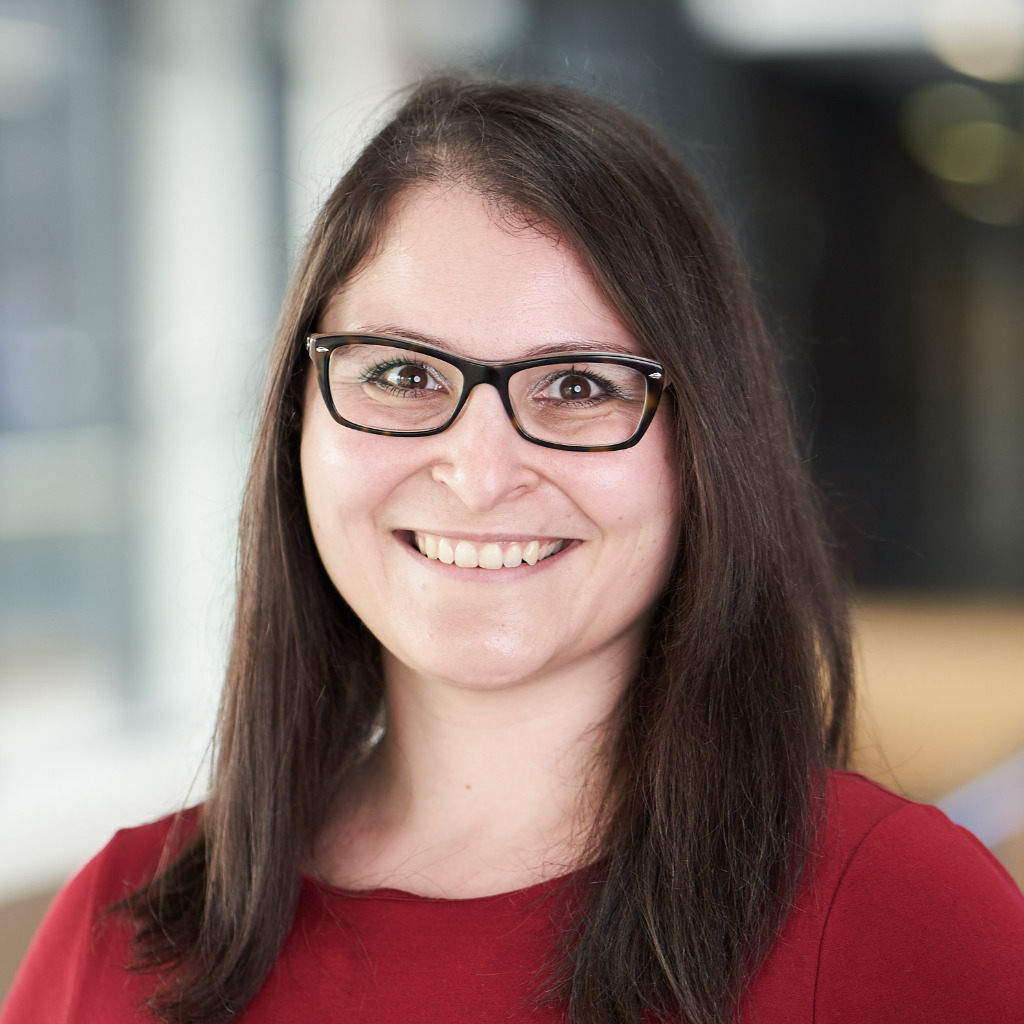 Alexandra Ay - Tax Manager - Schüco International KG | XING