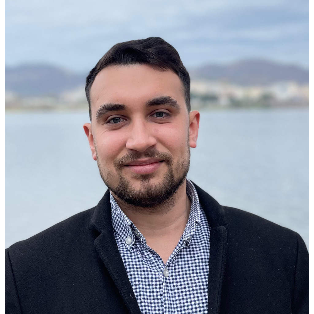 Florent Haliti - Deutschlehrer - Like Germans | XING