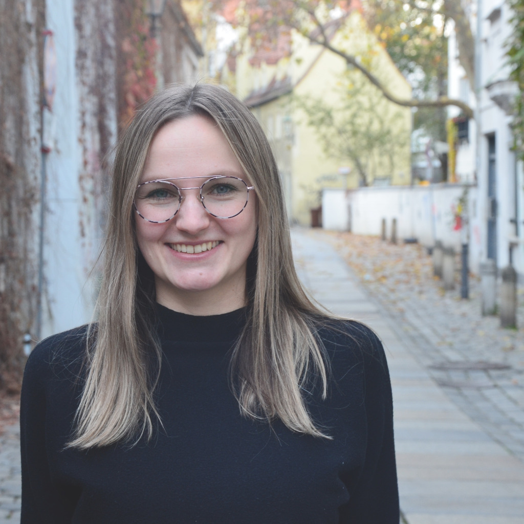 Lisa Hurler - M.A. Architektur - KE Alm GmbH | XING