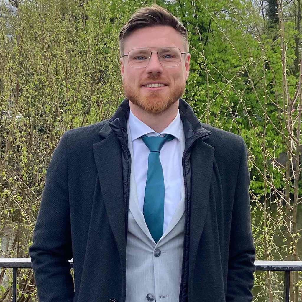 Plass aus Essen in der Personensuche von Das Telefonbuch