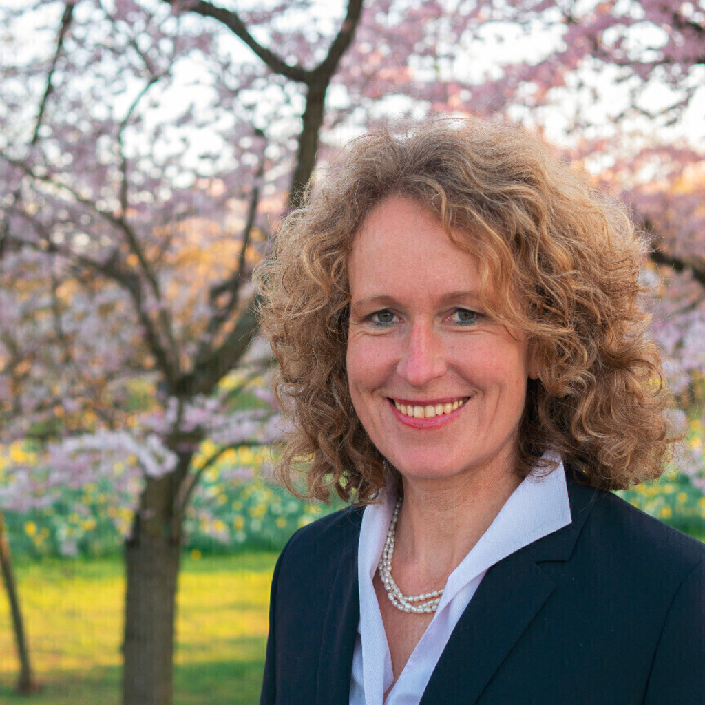 Anne Helena Hecker - Systemischer Coach, Dozentin, Historikerin ...