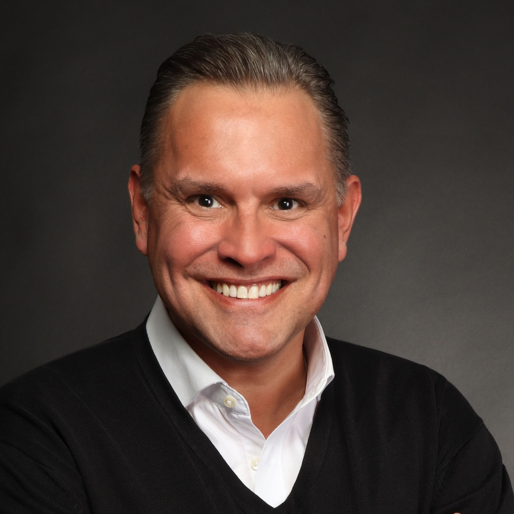 Nicolas Demann - C&A ZENTRALEINKÄUFER/PRODUCT MANAGER LADIES & MENS ...