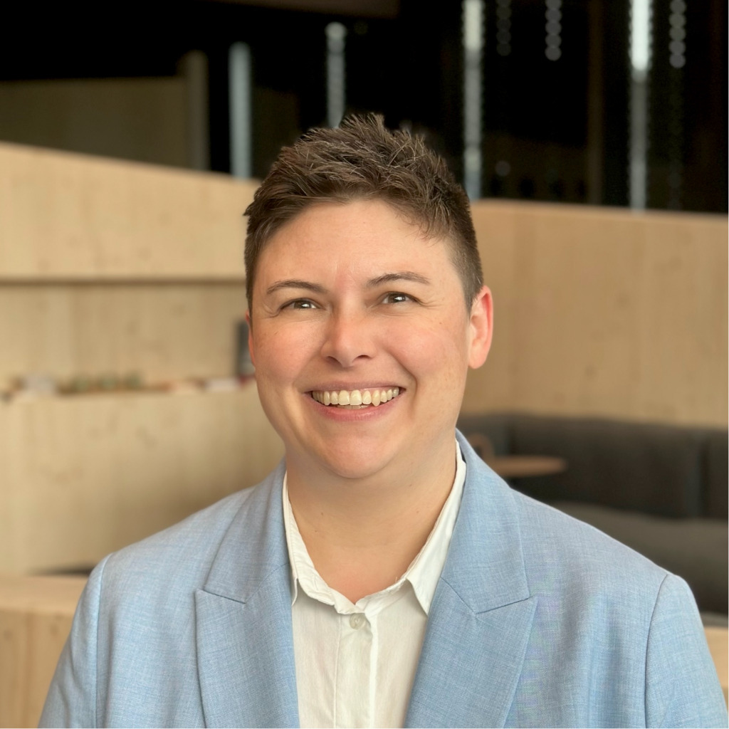 Stefanie Steiner - Karriereberaterin | Vertrieb - Dental - KAARISMA ...