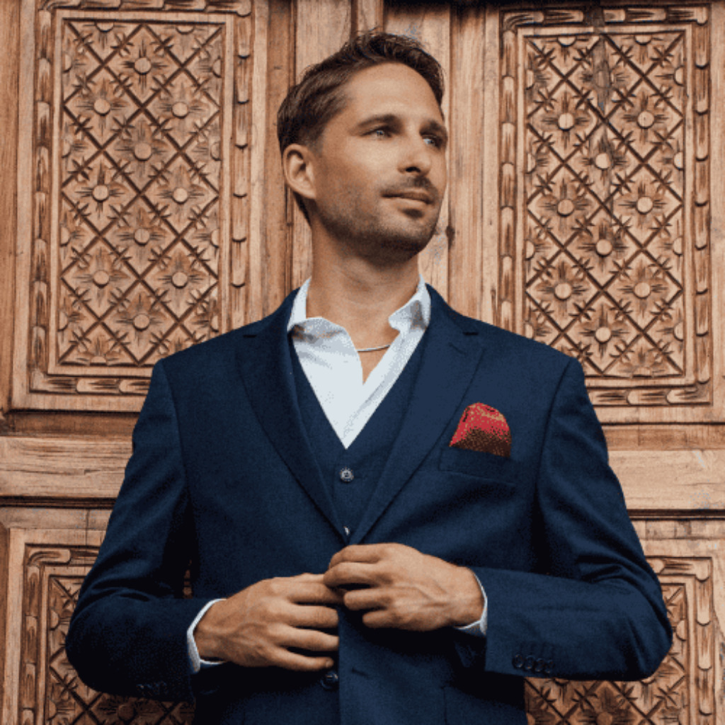 Tim Kroeger - Founder & Luxury Travel Expert - Universal Traveller | XING