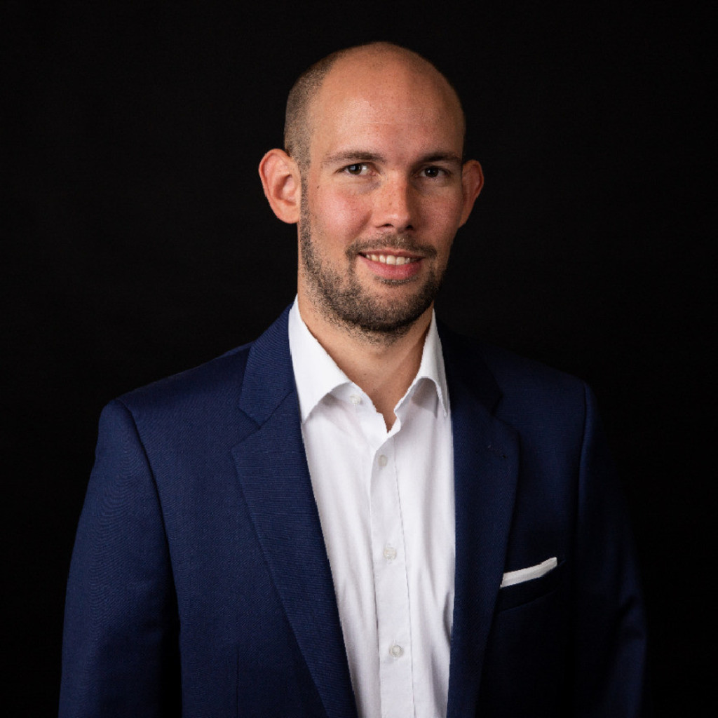 Nils Hansen - Distribution Manager - AstraZeneca GmbH | XING