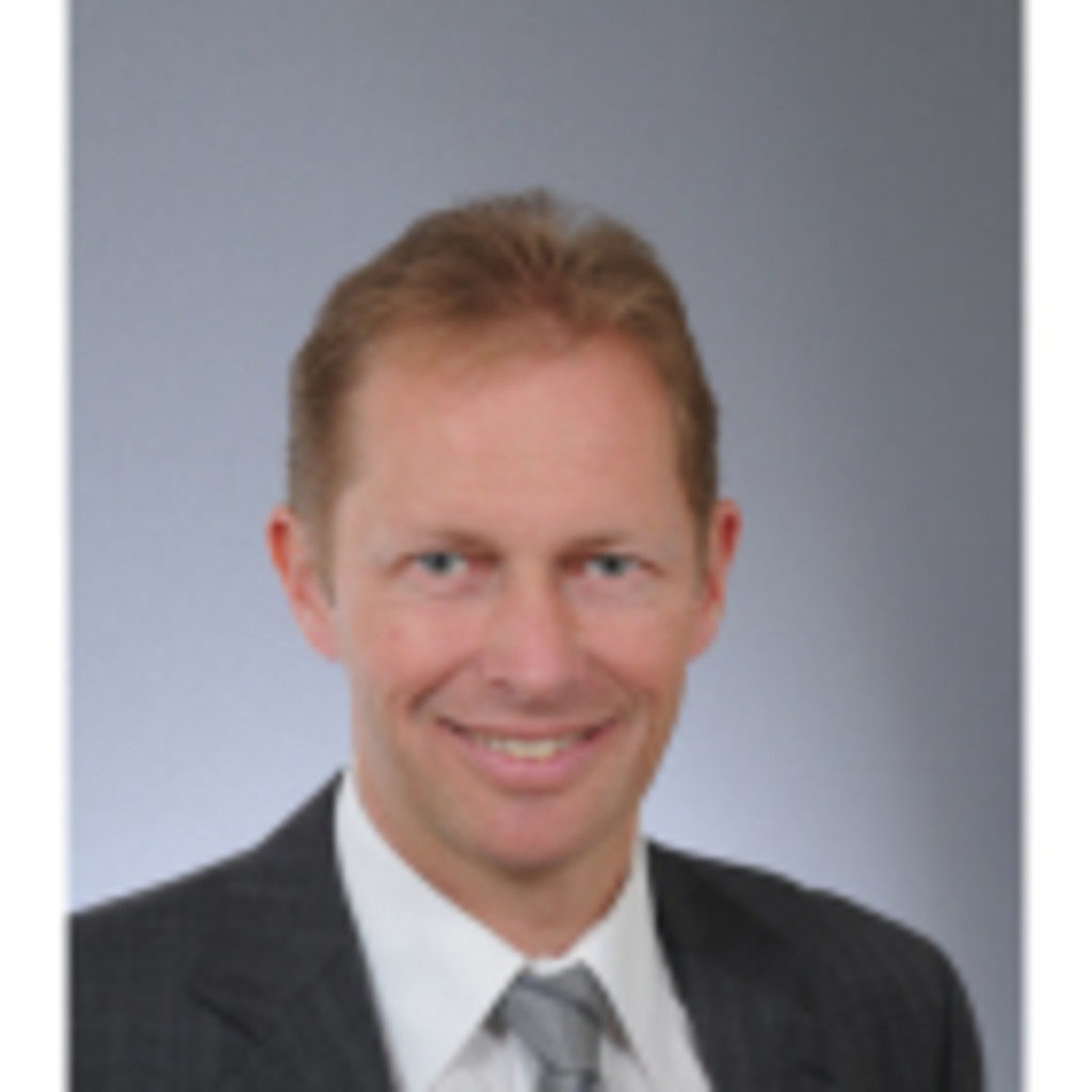 Rolf Stuber - CEO / Head of Design - smartflyer ltd. | XING