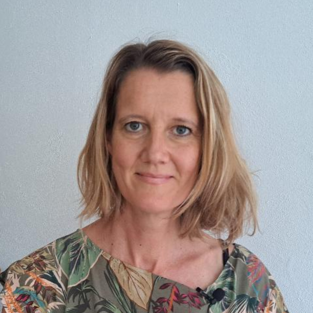 Amy Orellana - Ergotherapeutin für Menschen mit Mobus Parkinson ... Amy Orellana - Ergotherapeutin für Menschen mit Mobus Parkinson ...