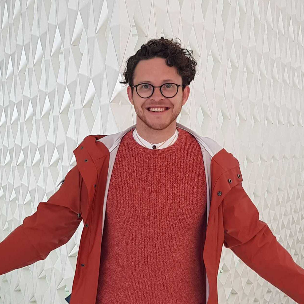 Constantin Engelbrecht - Partnership Manager Lead - Five Lives SAS | XING