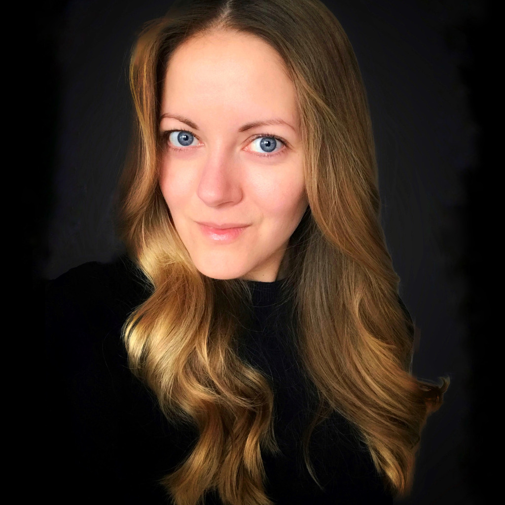 Laura Toth - Project Manager - Freelancer | XING