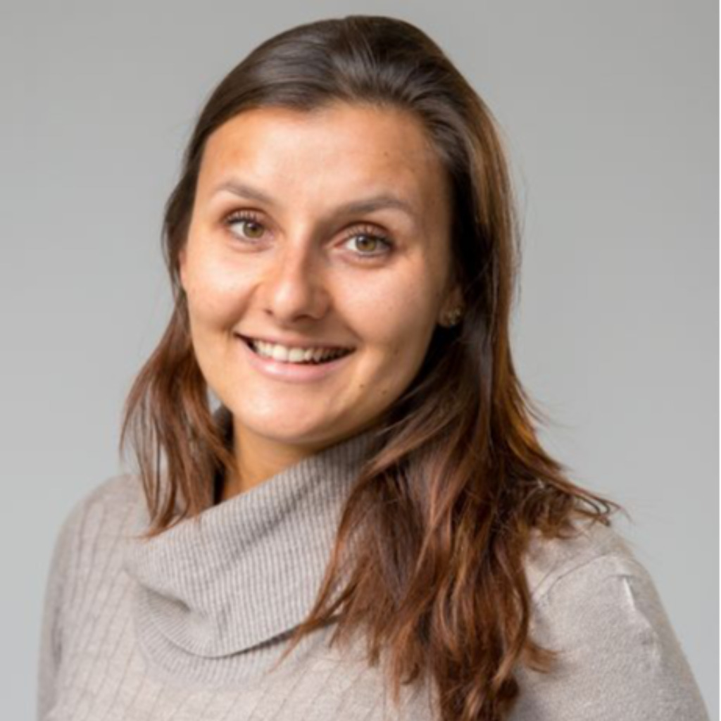 Anna Becker - Assistenz Ressortleitung - ADAC e.V. | XING