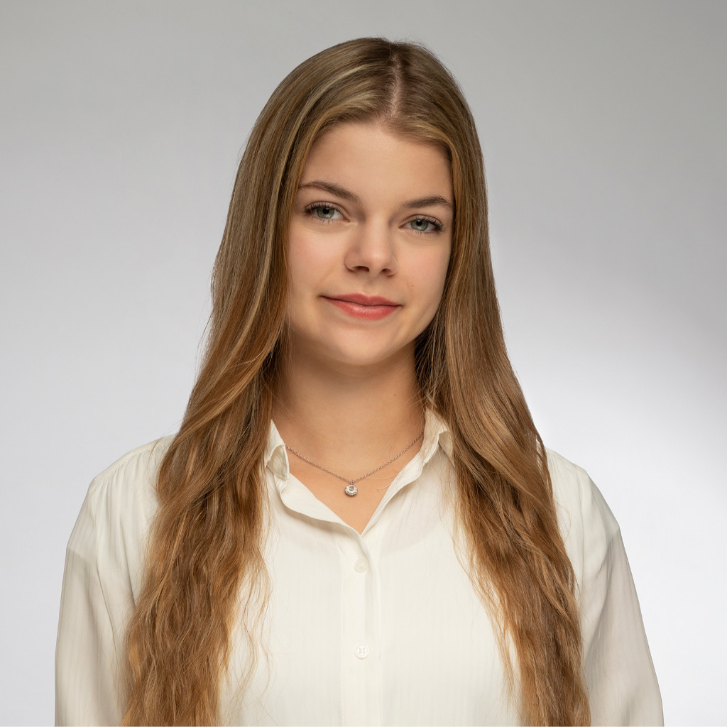 Lisa Zeemann - Kauffrau für Büromanagement - Lidl Dienstleistungs GmbH ...