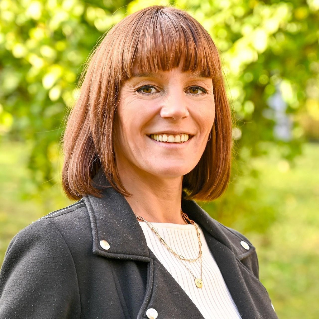 Julia Sowinski - Personalberaterin - Akzent Personaldienstleistungen ...