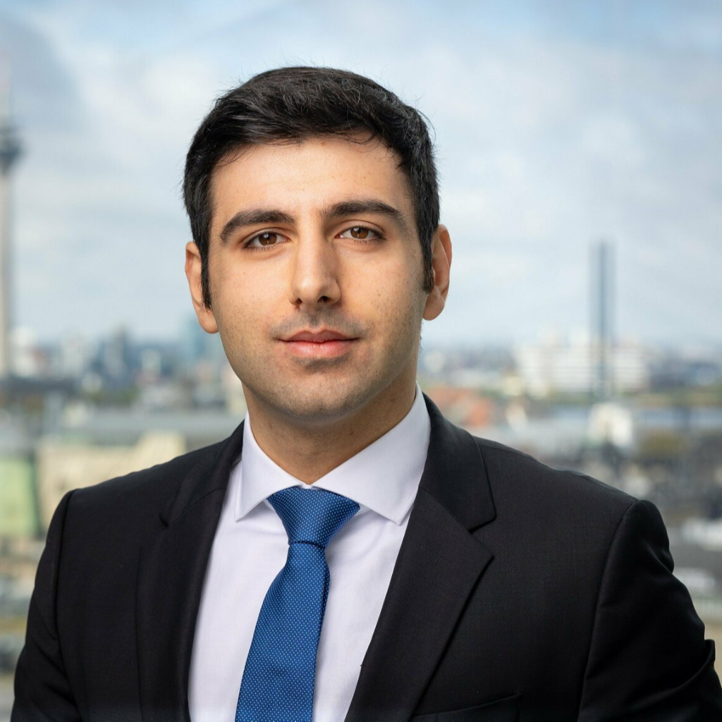 Dr. Behrad Lalani - Associate - Clyde & Co | XING