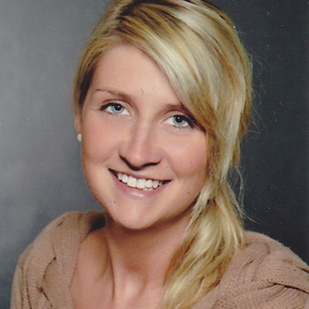 Carolin Schultze - Gesundheits- und Krankenpflegerin - Dialysepraxis | XING