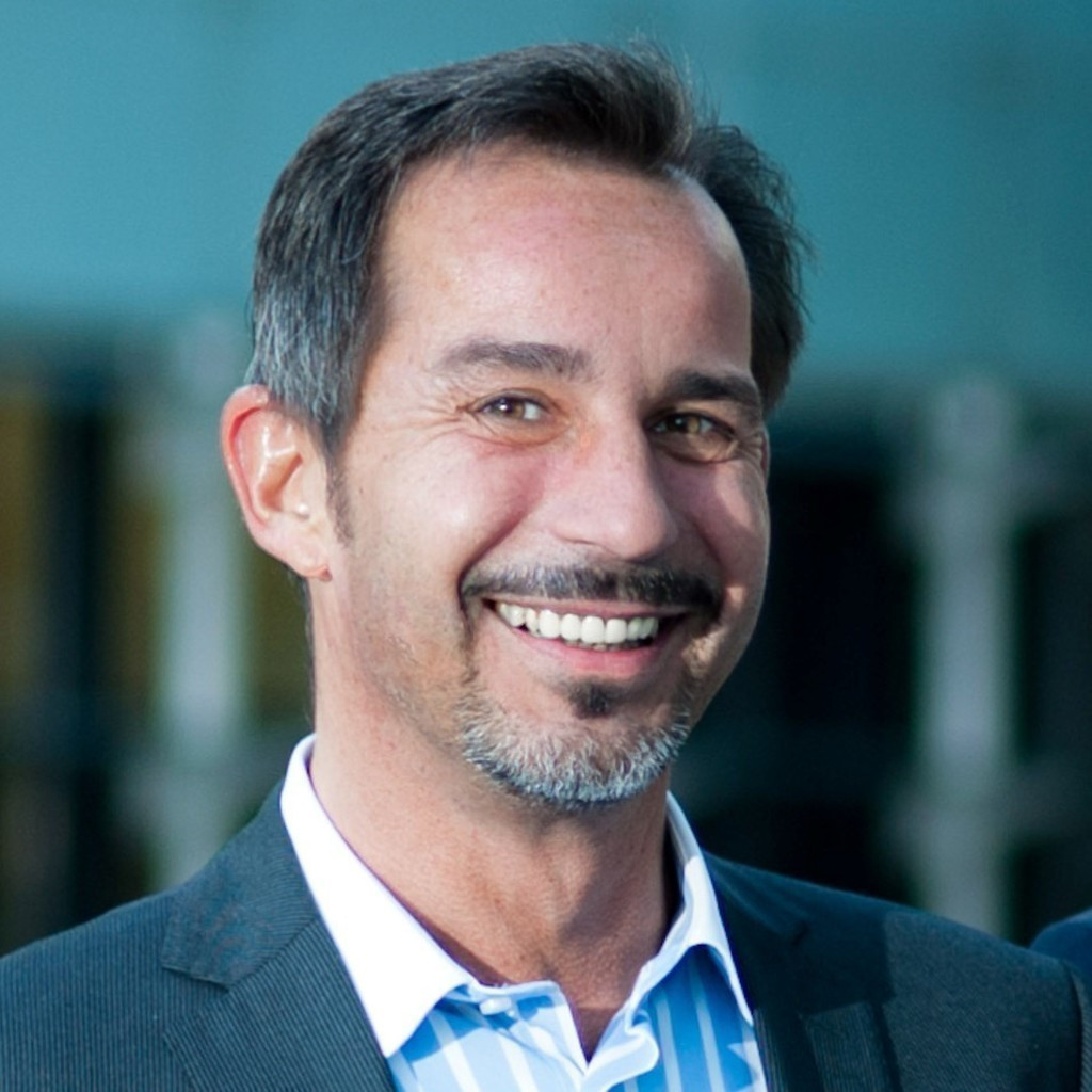 Mag. Michael Flack - Geschäftsführender Partner - Professionals4you ...