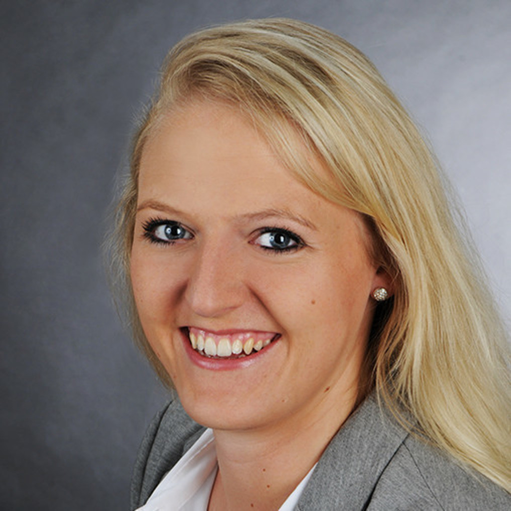 Jane Wennekamp - Associate Audit - KPMG AG ...